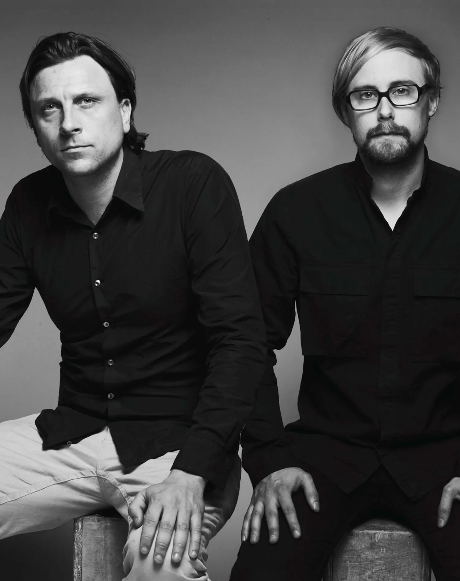 Raise Glasses – Set of 2 – XTRA Office Pte Ltd