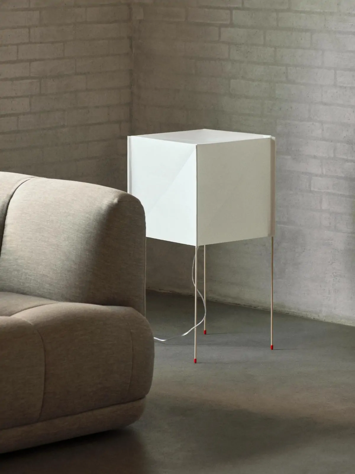 Paper Cube Floor Lamp – XTRA Office Pte Ltd