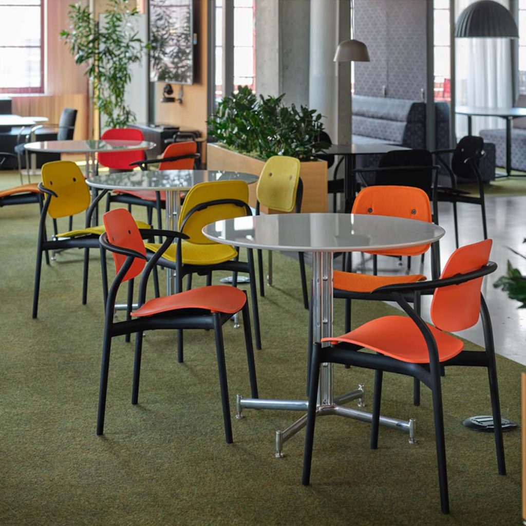 Iquo Armchair – XTRA OFFICE